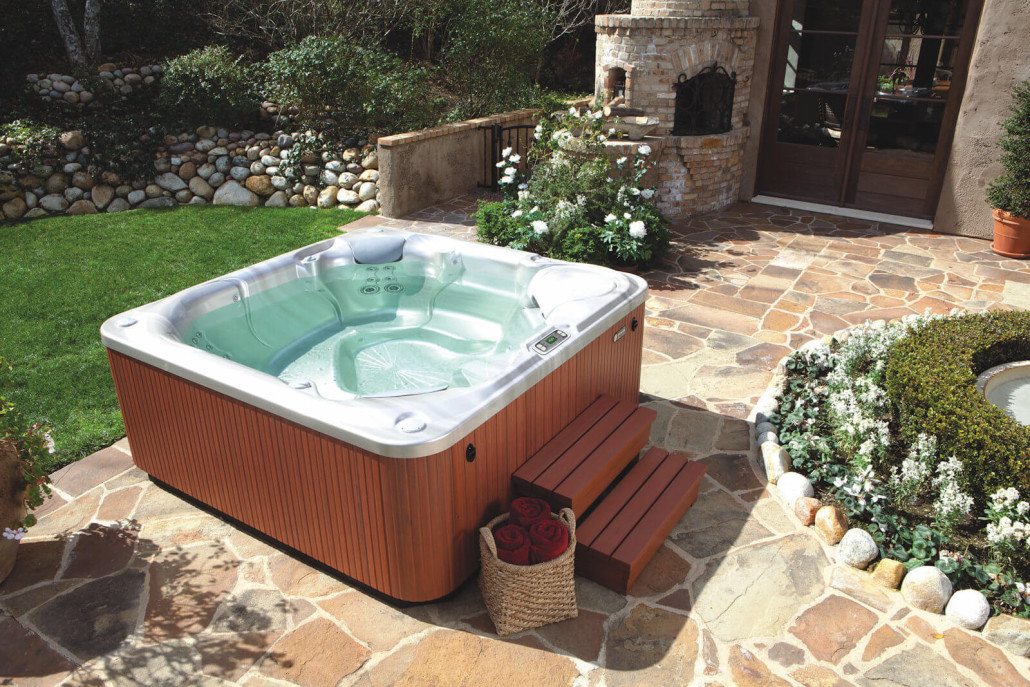 Hot Tub Gallery: Caldera Spas & Hot Spring | Arvidson Pools and Spas